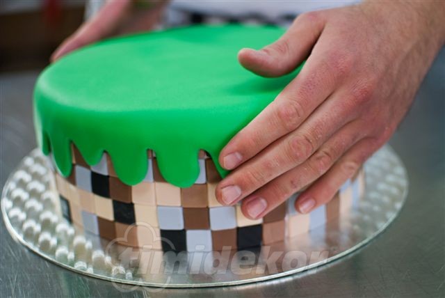 Minecraft narozeninový dort - Timidekor